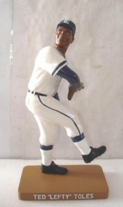 Ted Toles Jr. Cards and Memorabilia Guide