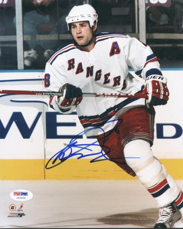 Eric Lindros Cards, Rookie Cards and Autographed Memorabilia Guide