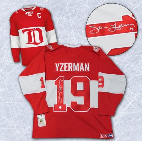 Steve Yzerman Cards, Rookie Cards and Autograph Memorabilia Guide