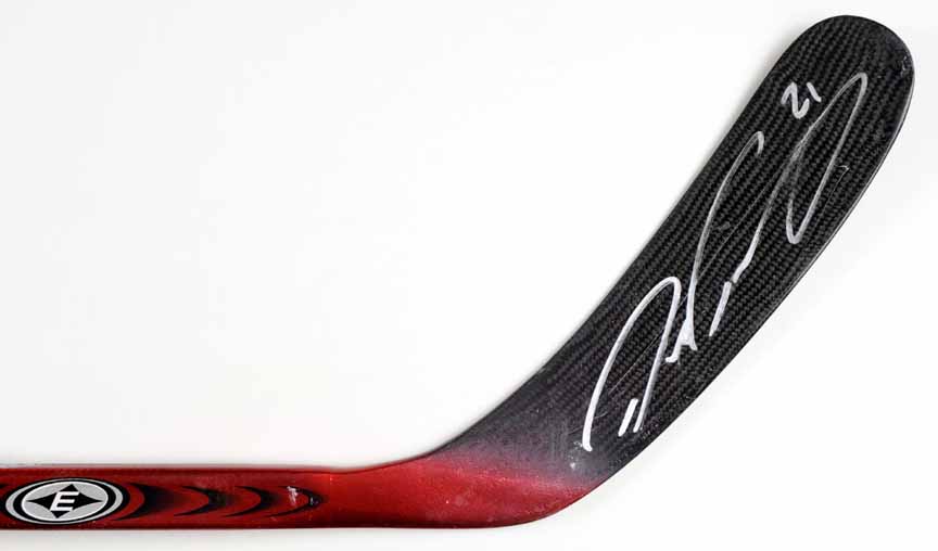 Peter Forsberg Cards, Rookies and Autographed Memorabilia Buying Guide