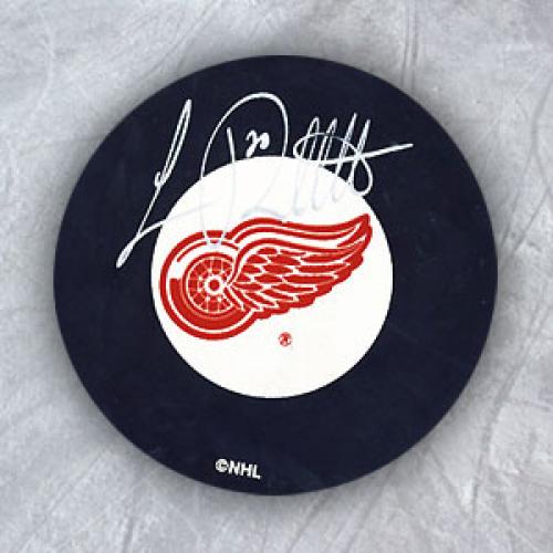 Luc Robitaille Cards, Rookies and Autographed Memorabilia Buying Guide