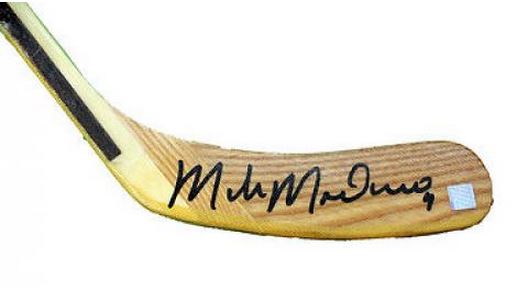 Mike Modano Cards and Autographed Memorabilia Guide